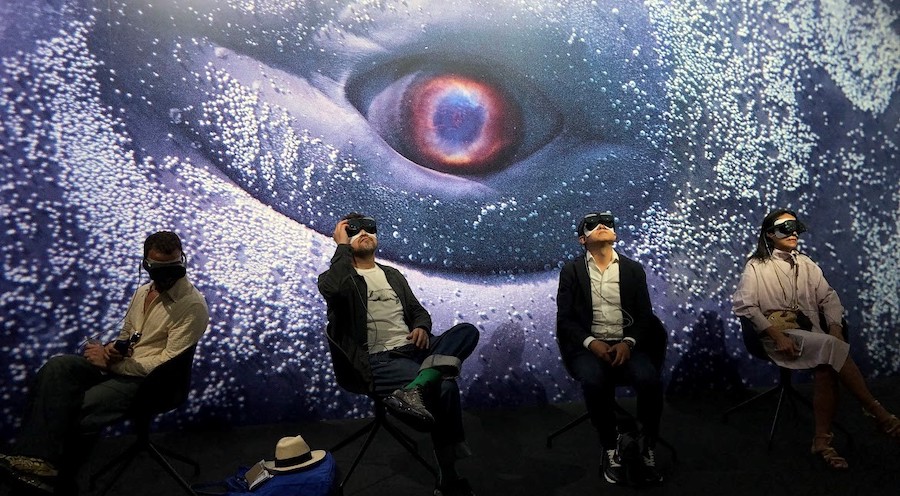 HTC VIVE Arts攜手巴塞爾藝博會！展出藝術家Albert Oehlen與曾吳的VR藝術作品 | La Vie